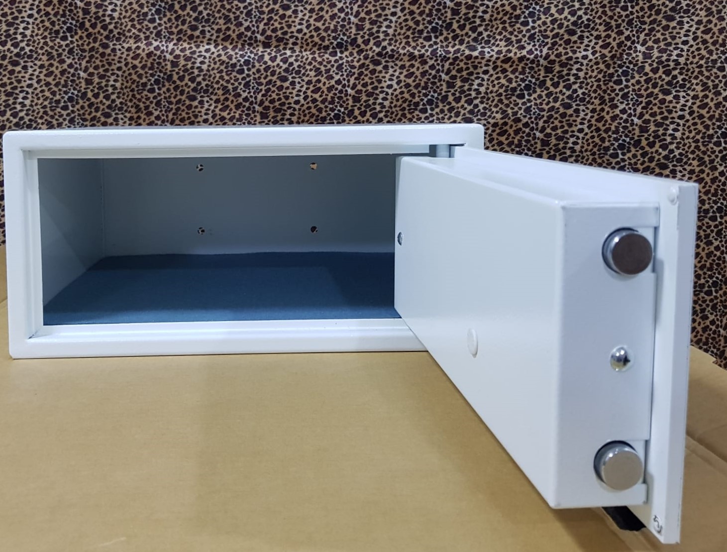 Mosler Private Safes – Asia Cash Management Systems Co., Ltd. (ACMS)